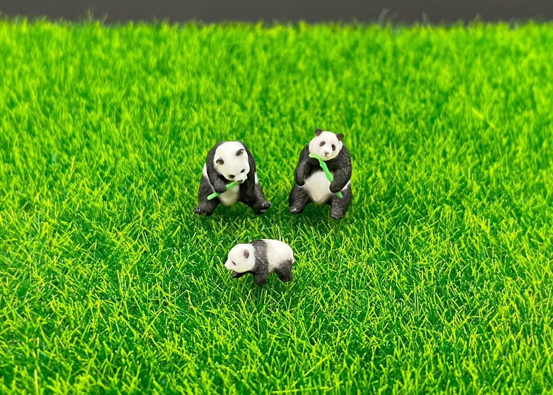 Miniature Panda Bear Family. 1:64 and 1/87 Scale Figures - Etsy