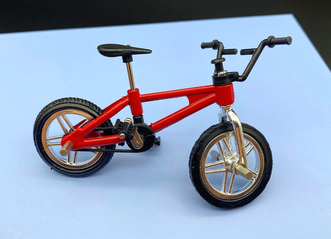1:12 Scale Miniature Red Bicycle BMX. Model Dollhouse Accessory - Etsy