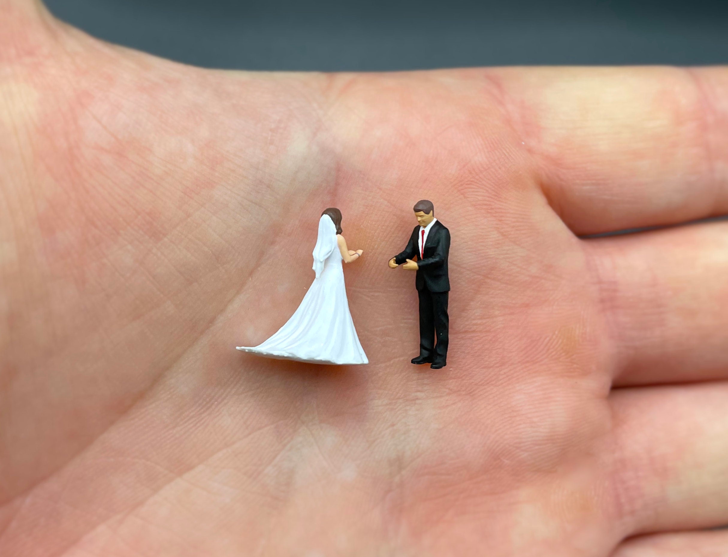 Miniature Couples Figures. 1:64, 1/87 Scale. Lovers Bride Groom Wedding ...