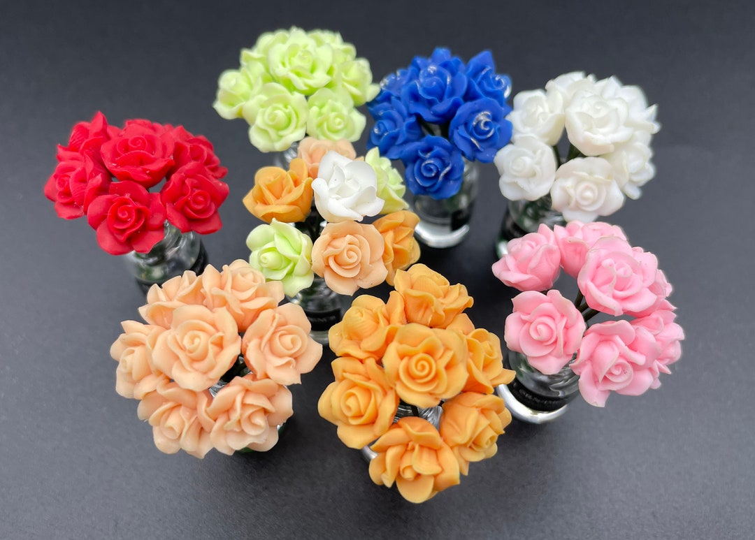 Miniature Roses in Flower Vase. Dollhouse Accessory. Scale 1:12 - Etsy