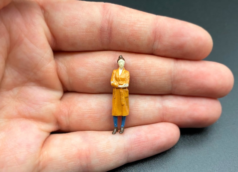 Miniature Human Figures. People Stood / Walking Models. 1:64 Scale - Etsy