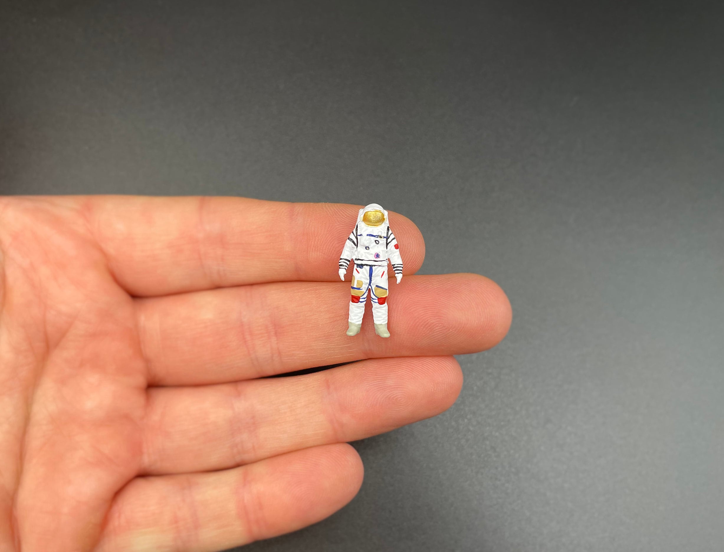 Astronauts. Miniature Human Figures. 1:64 Scale - Etsy