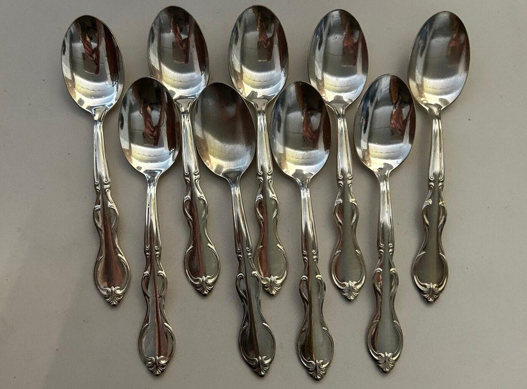 Vintage Victor S. Co A1 Lot 8 1 Tea Spoons 6 1/4 Silverplate Scalloped ...