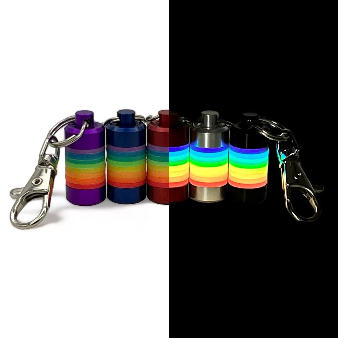 Glowdaddy Hyperglow Rainbow Aluminum GLOW KEYCHAIN Glow in the Dark Dog ...