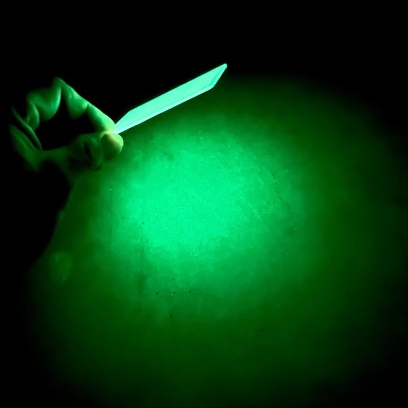 Glowdaddy Hyperglow GLOW CARDS Glow in the Dark Credit Card, Camping ...