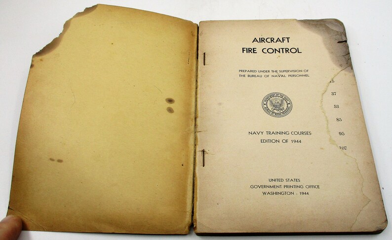 1944 Aircraft Fire Control: US Navy Training Course Book - Etsy