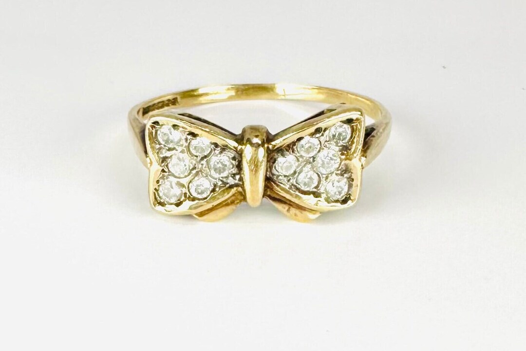 Vintage 9ct Gold White Stone Bow Ring. Size P - Etsy