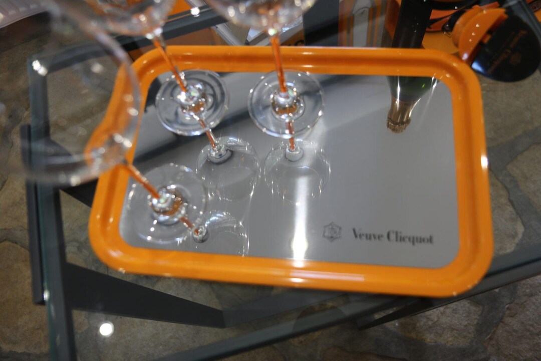 VEUVE CLICQUOT PONSARDIN Mirrored Tray - Etsy