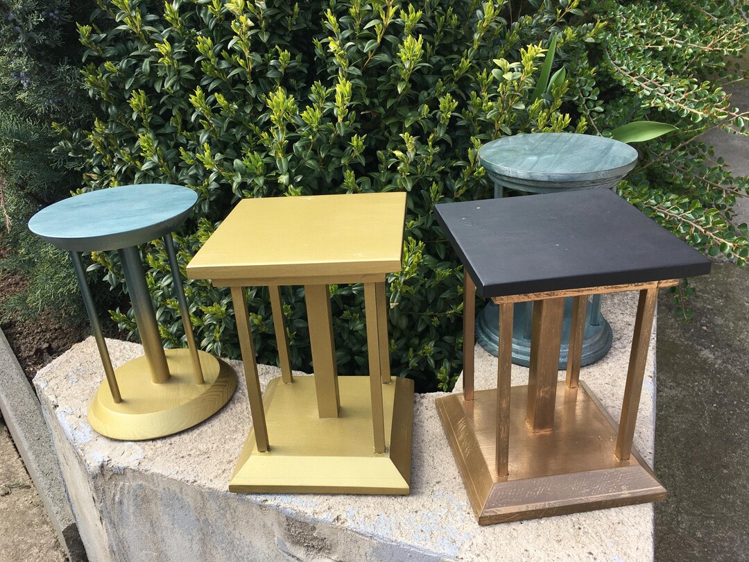 4 Pedestal Stands in Four Different Colors - Etsy