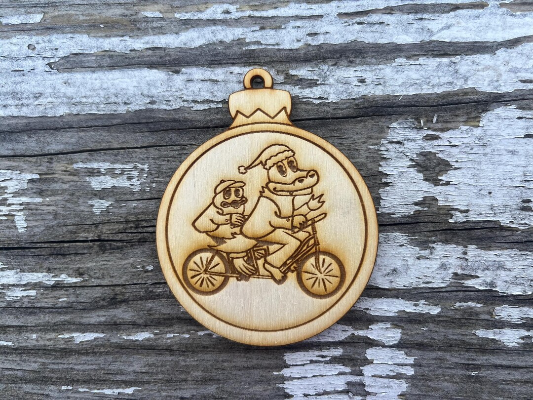 KGLW Frog and Toad Style King Gizzard Holiday Ornament and Magnet Wood ...