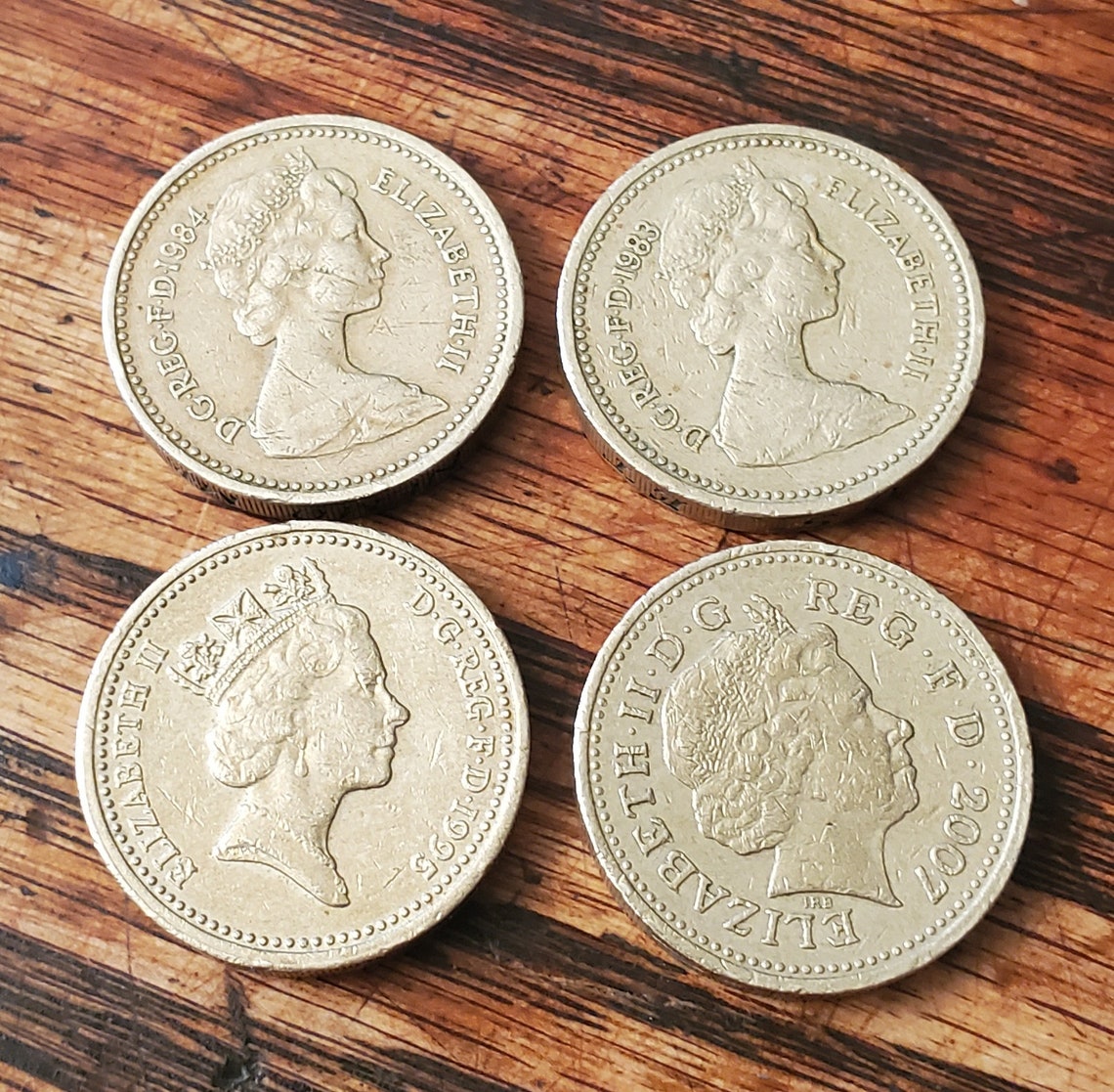Queen Elizabeth II One Pound Collection Rare Side Lettering Error Coins ...