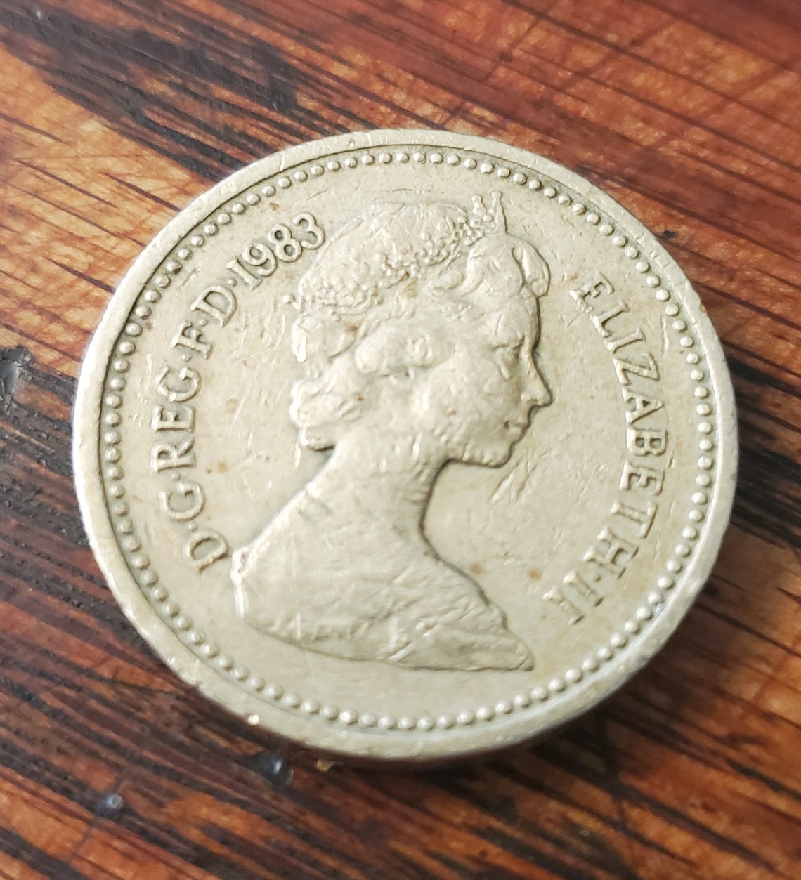 Queen Elizabeth II One Pound Collection Rare Side Lettering Error Coins ...