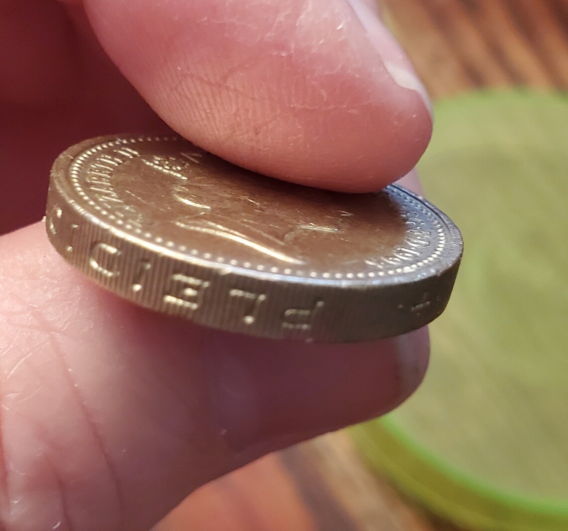 Queen Elizabeth II One Pound Collection Rare Side Lettering - Etsy