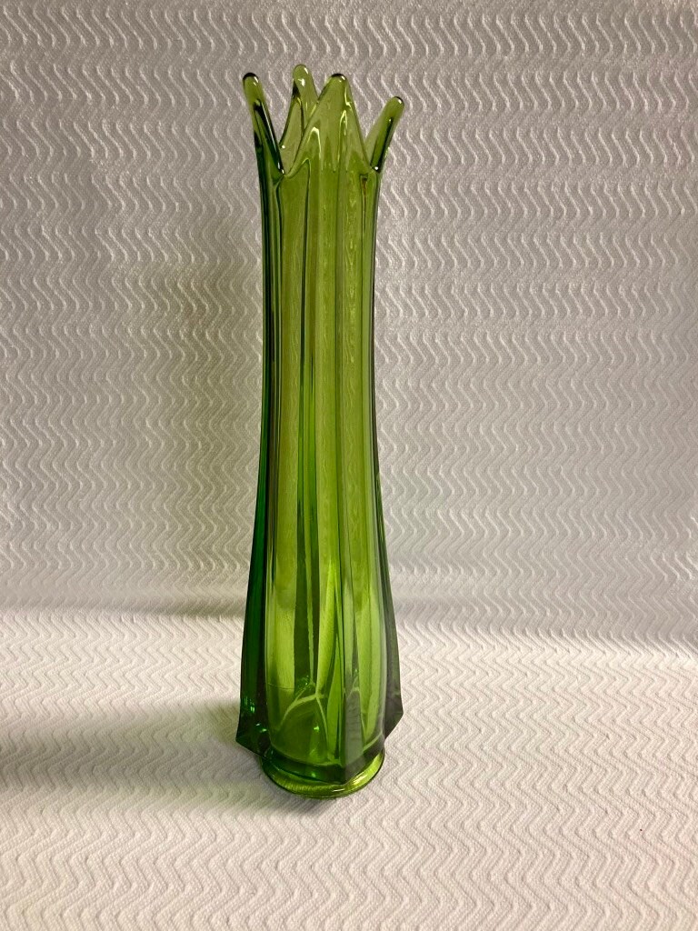 Beautiful Vintage Tall Green Decorative Minimalist Art Vase. - Etsy
