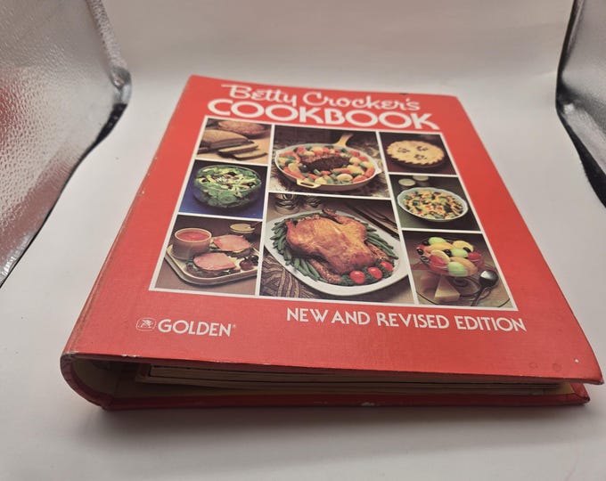 Betty Crocker' Cookbook Golden New and Revised Edition Five Ring Binder ...