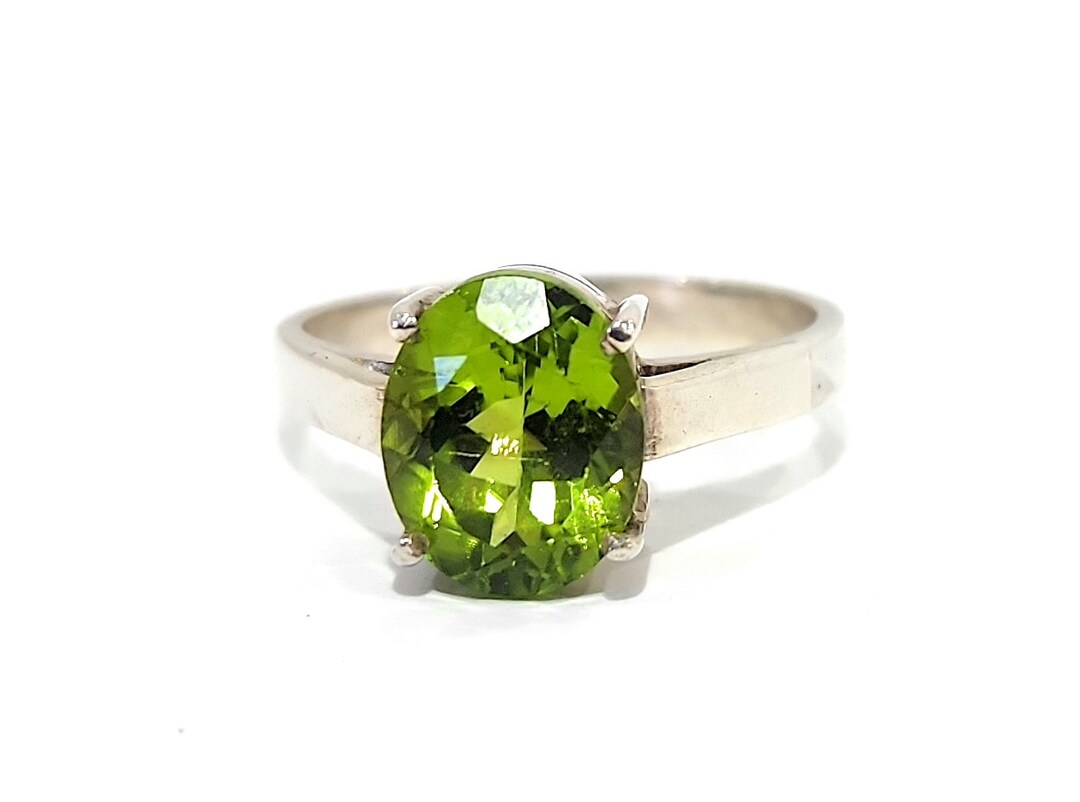 Peridot Loop Clean Cut. 4ct Natural Srilankan Gem Stone.size 8 - Etsy
