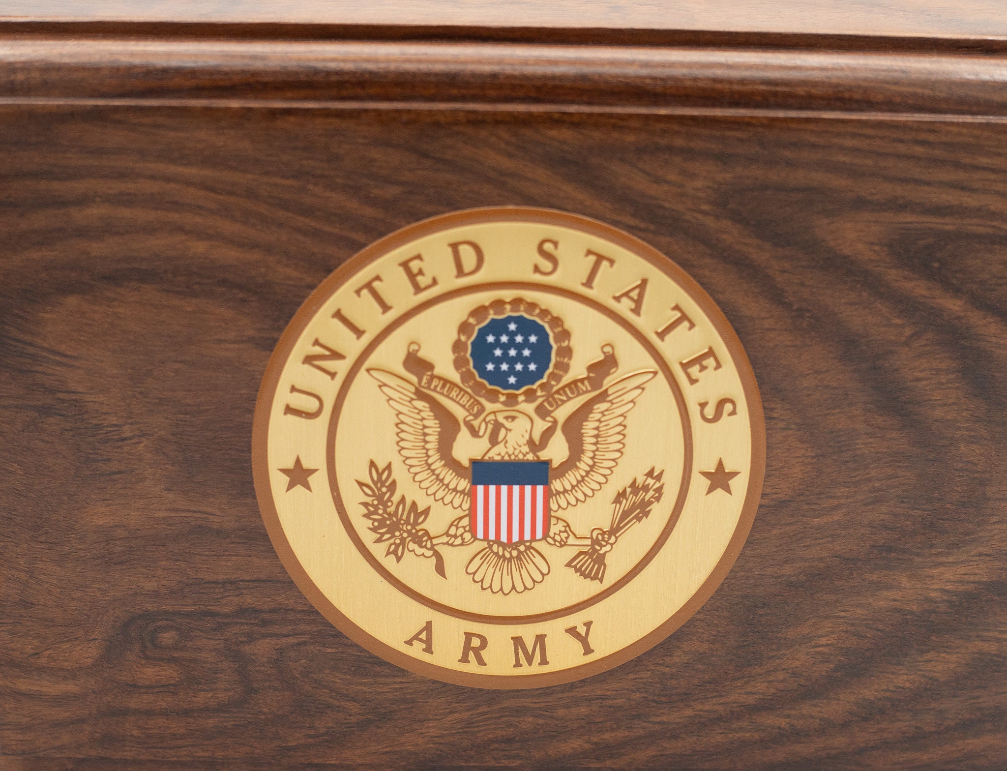 Adult Wooden Army Military Cremation Urn - With Metal Emblem - Remember ...