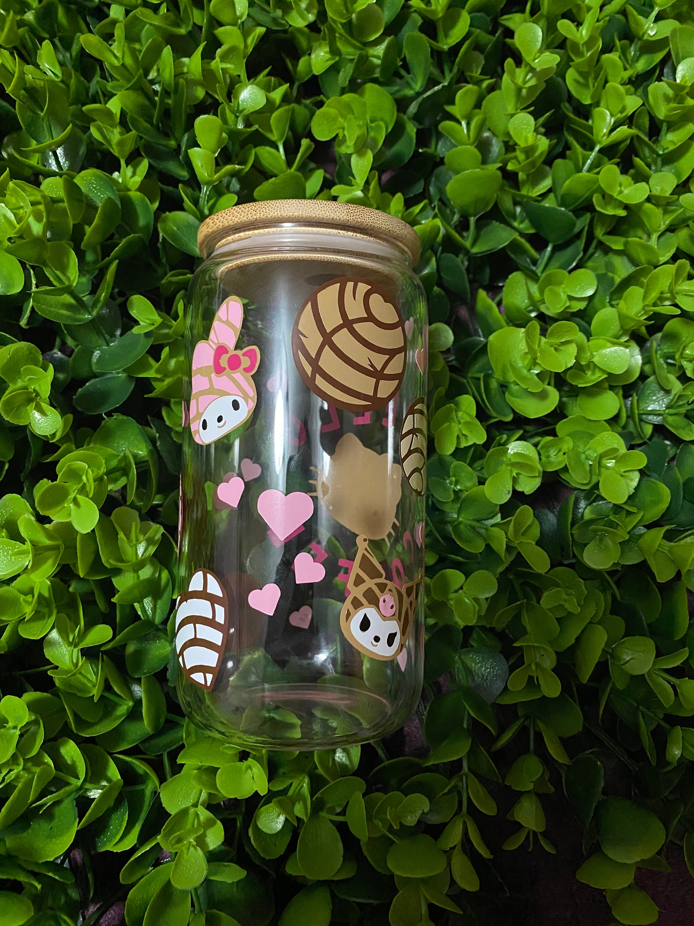 Cafecito Hello Kitty and Friends Concha Style Cat and Friends Iced ...