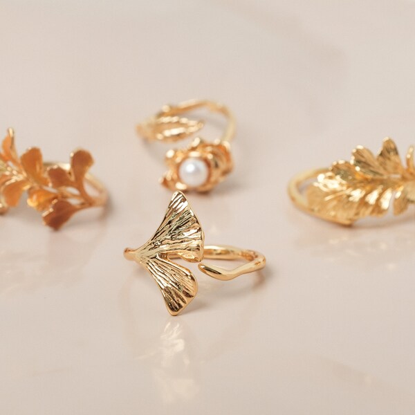 Gold Leaf Ring - Etsy