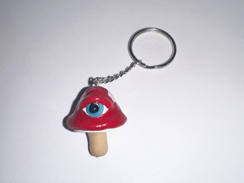 Mushroom With Eye Keychain, Trippy Mushroom Keychain, All Seeing ...