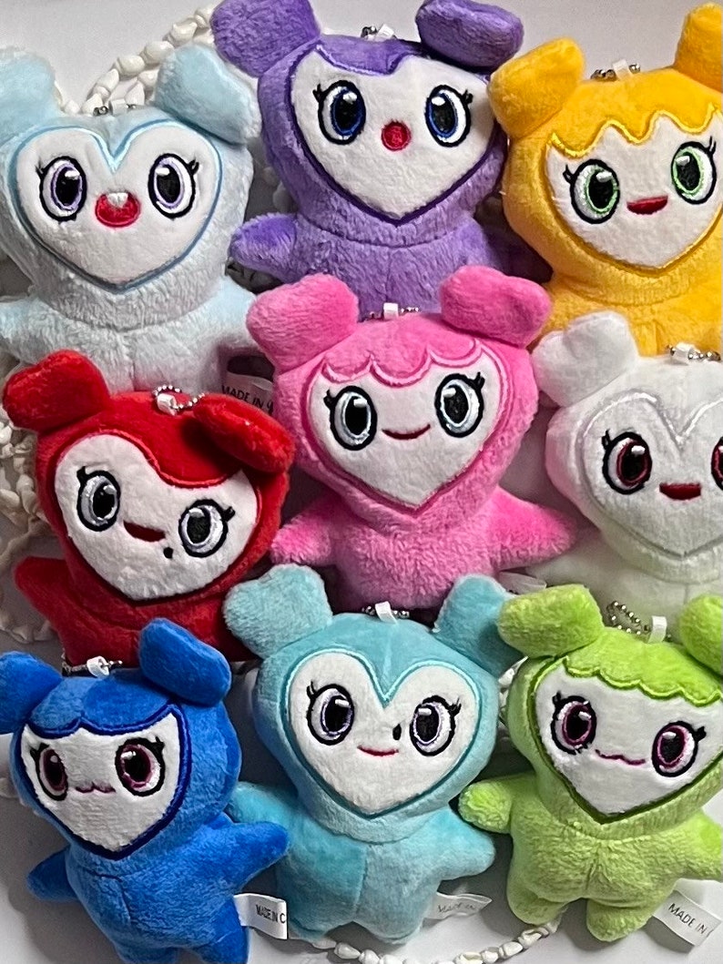 KPOP Twice Lovely Doll Plush Keychain Navely Jeongvely Movely Savely ...