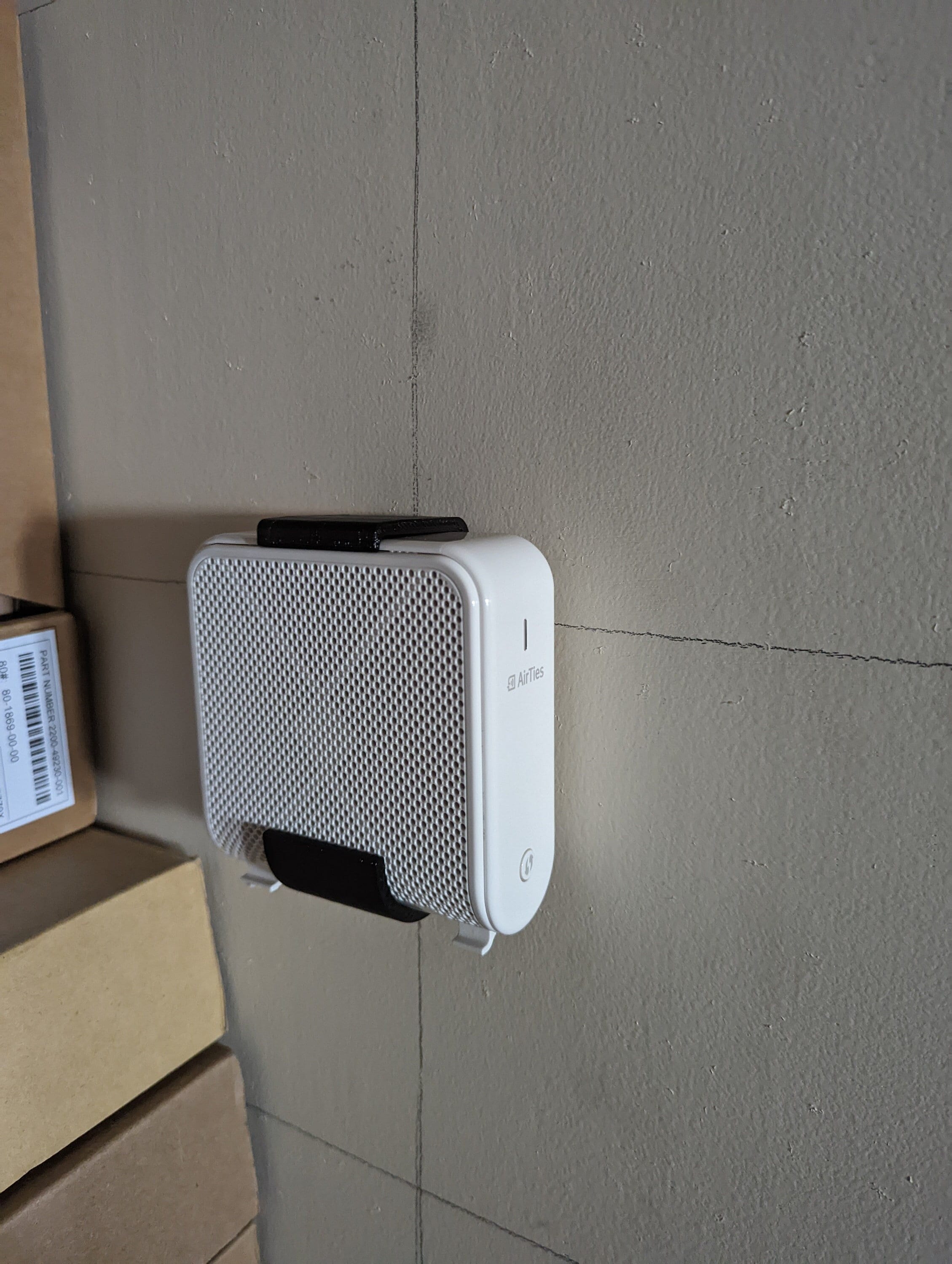 Wall-mount Bracket for Airties 4960 Mesh Unit - Durable 3D Printed ...