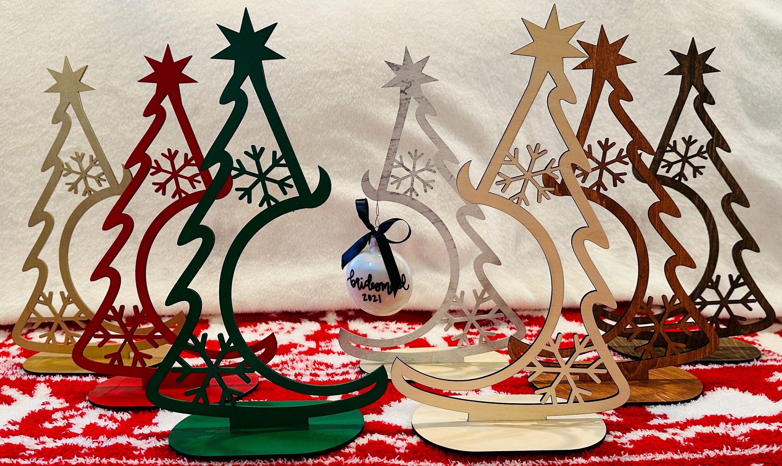 Cherished Ornament Display Stand - A Festive Alternative to Christmas ...