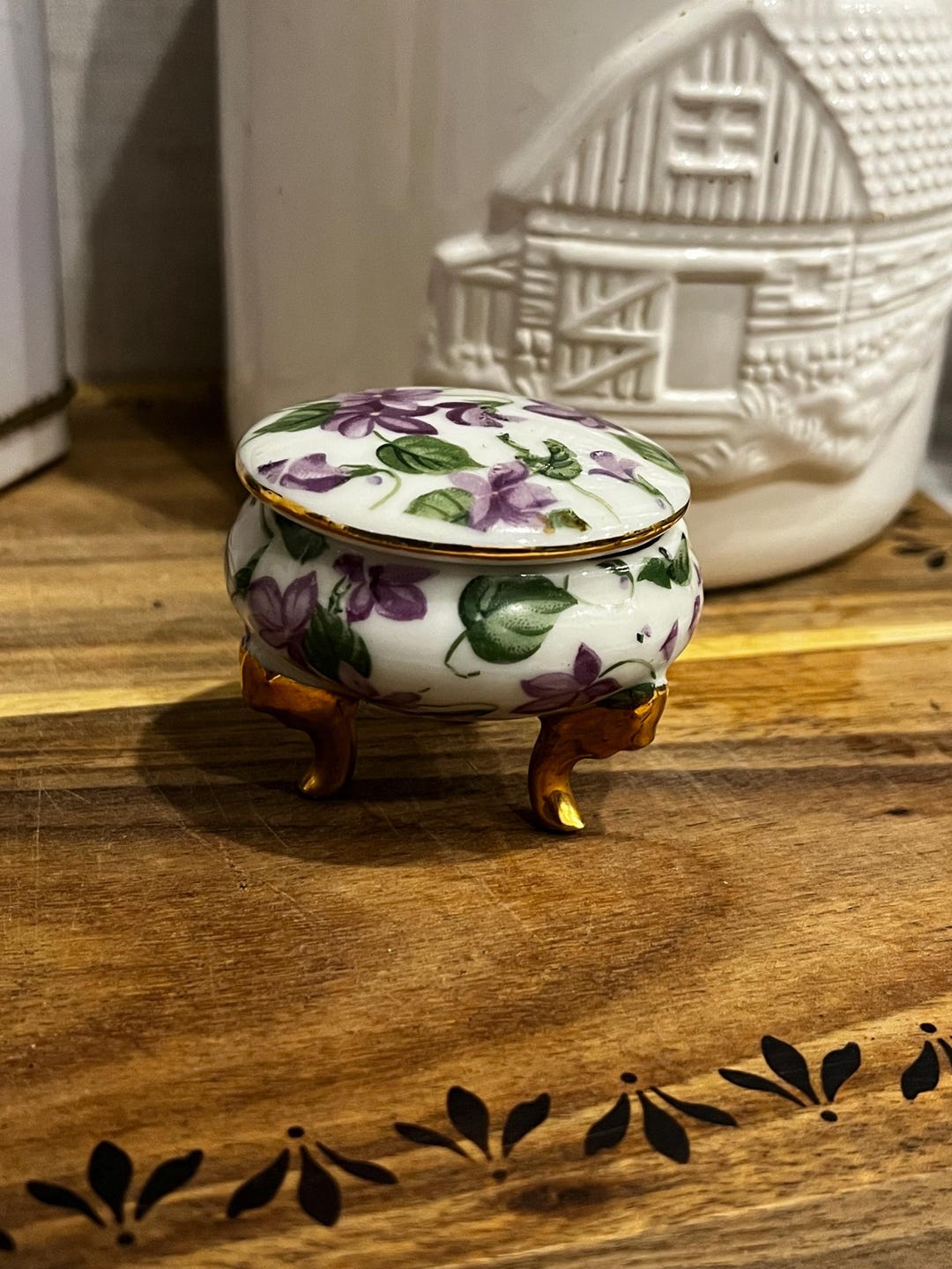 Vintage Japan Footed Trinket Box | Purple Floral With Gold Gilt Legs ...