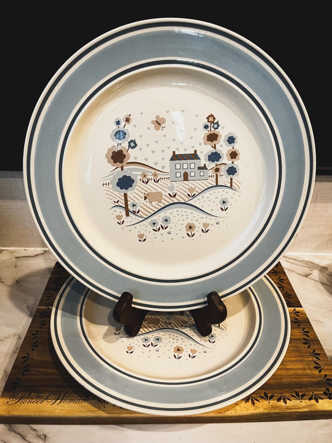 Vintage Hearthside Museum Collection Plates | Stoneware Set of 2 ...