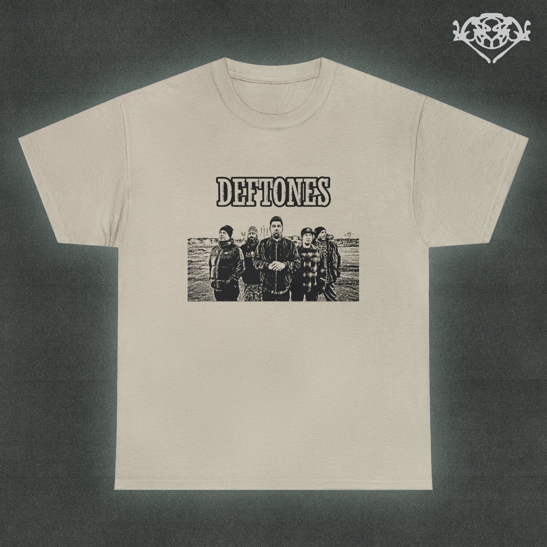Vintage Deftones Deserted Tee - ALL COLORS! // Chino Moreno Unisex Rare ...