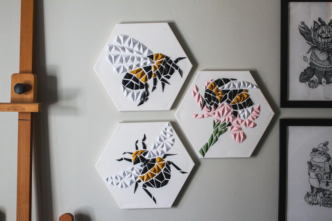3D Printed Geometric Bee Art - Etsy
