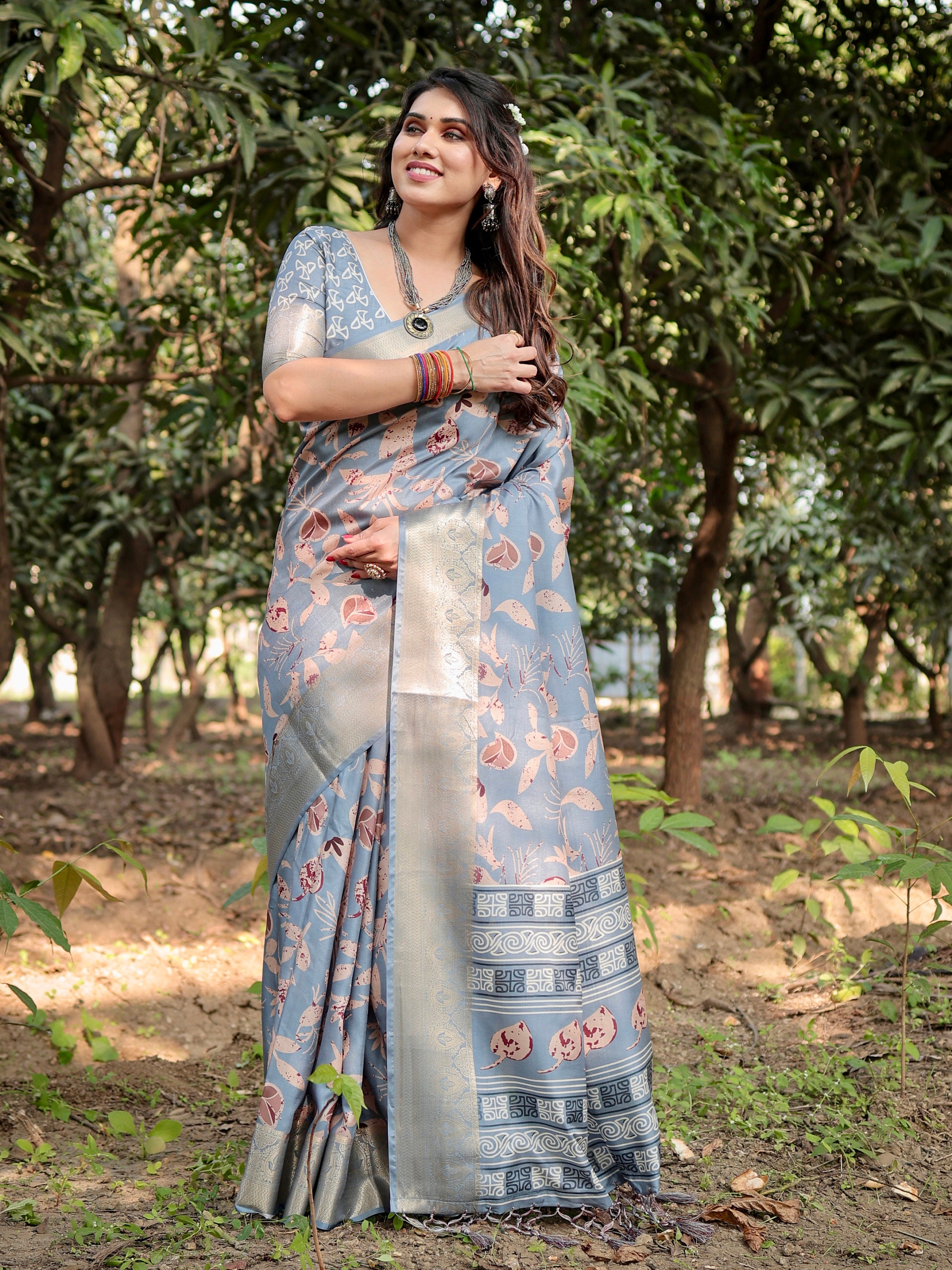 Grey Color Saree With Digital Print Work Semi Silk Saree for Women With ...