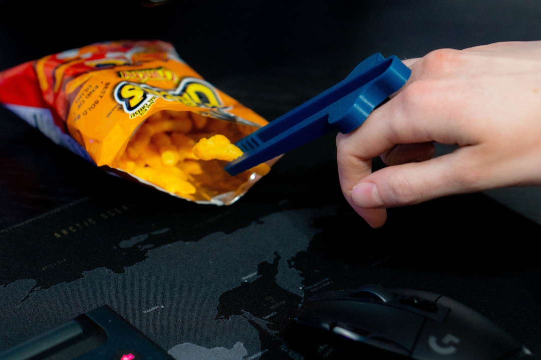 Gamer Finger Chopsticks - Eat Your Snacks Without Dirty Fingers - Etsy