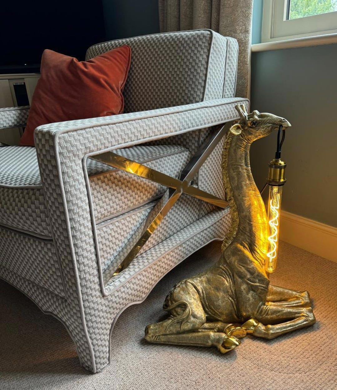 Seated Giraffe - Large Floor Light / Desk Lamp - Gold - 61cm High ...