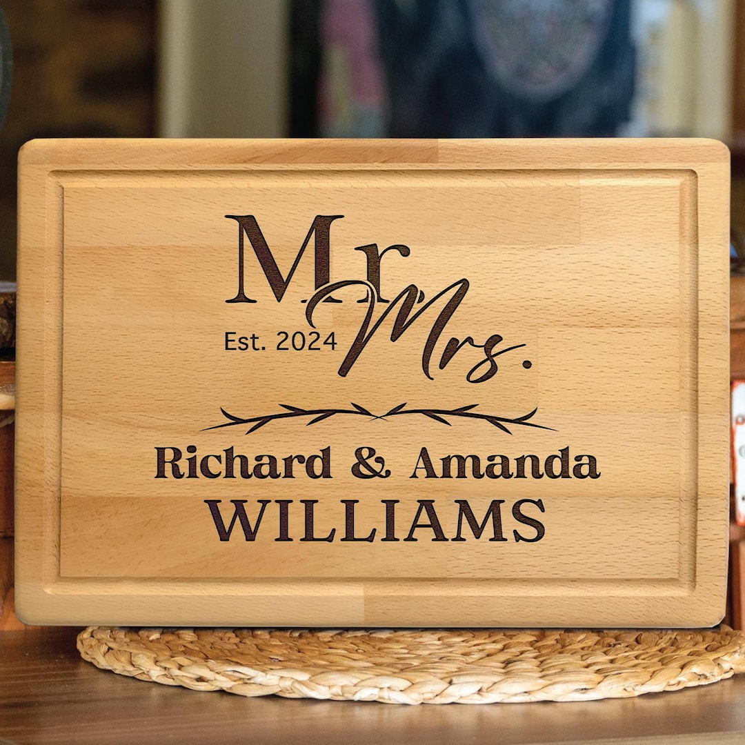 Custom Mr & Mrs Names Engraved Cutting Board, Personalized Wedding ...