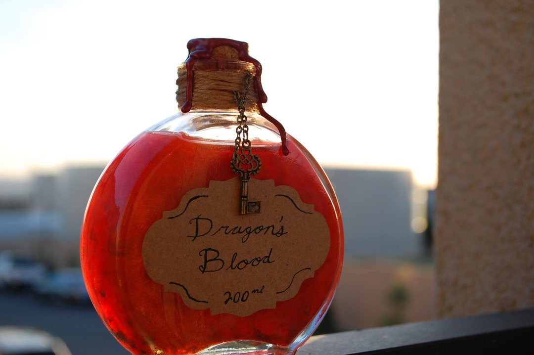 Decorative Swirling Potion: dragon's Blood Fantasy World Decor ...
