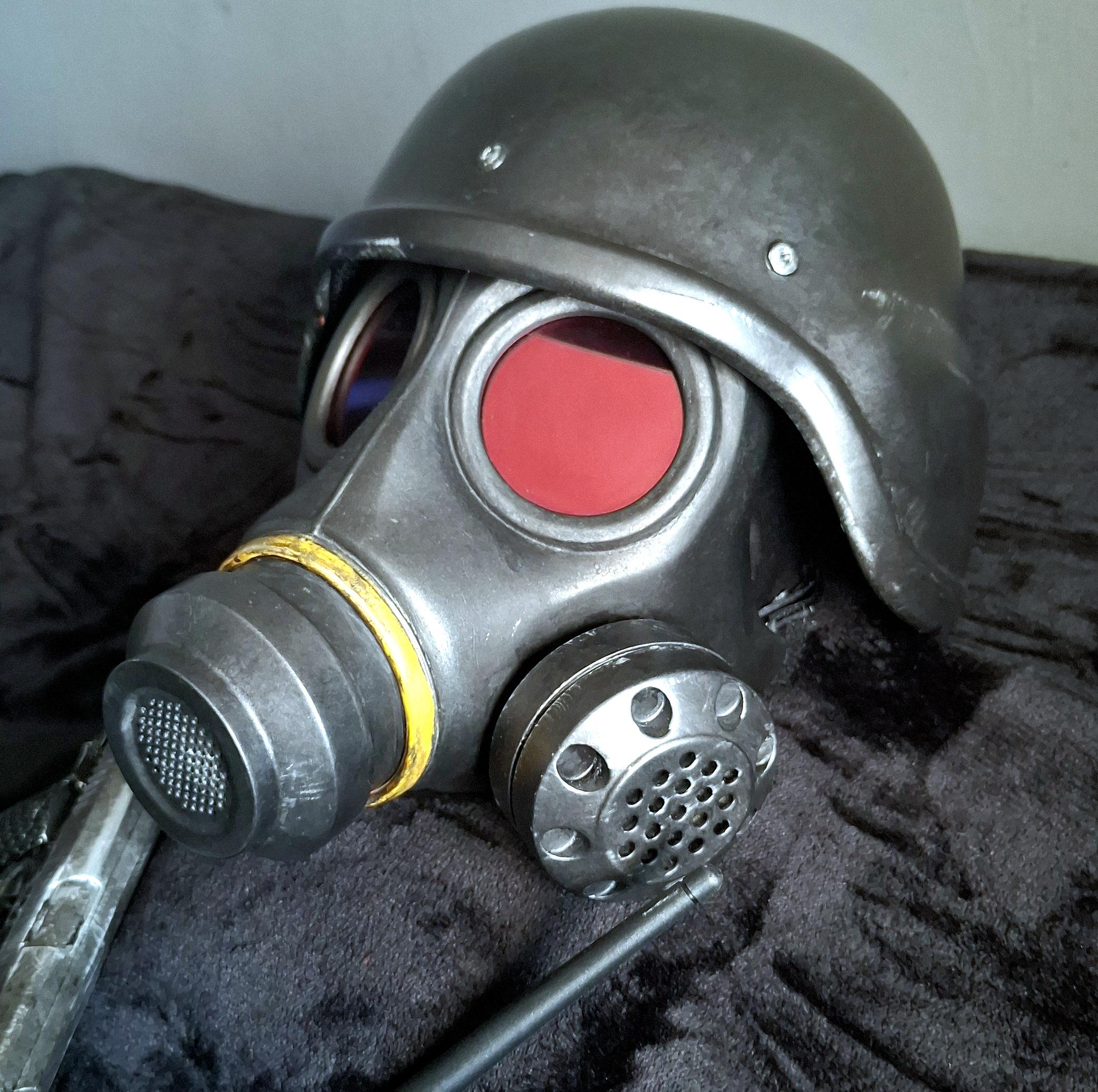 Resident Evil Hunk Mask & Helmet GAME ACCURATE - Etsy