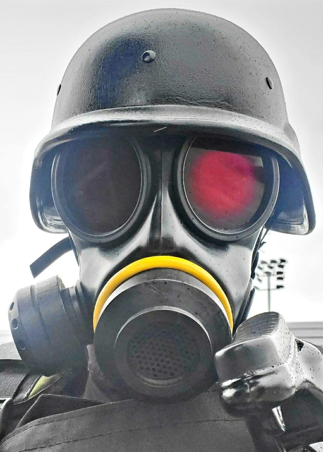 Genuine S10 Gas Mask in Resident Evil Style Custom Made - Etsy