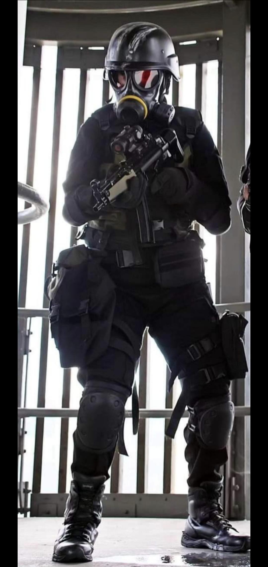 Resident Evil Ghost Mask & Helmet - Etsy