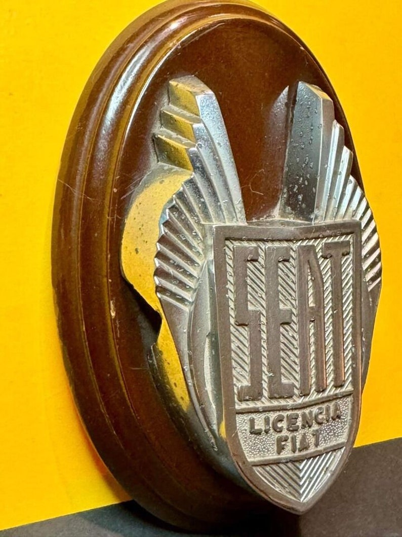 Vintage Original Emblem Sign SEAT Licencia Fiat, Seat 50s on a Gooden ...