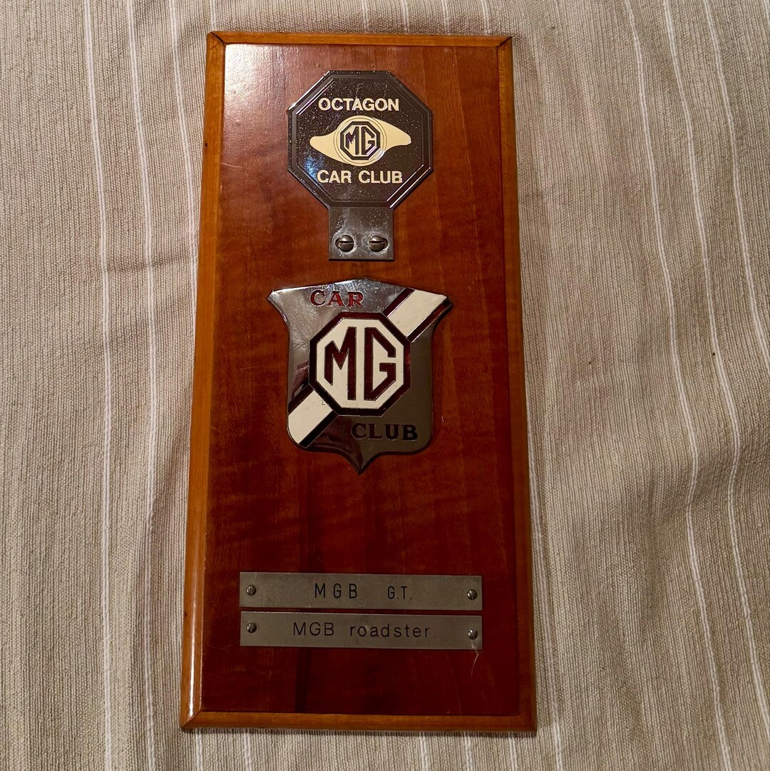 Vintage MG DRIVERS CLUB and Octagon Car Club Mgb Roadster Enamel Chrome ...