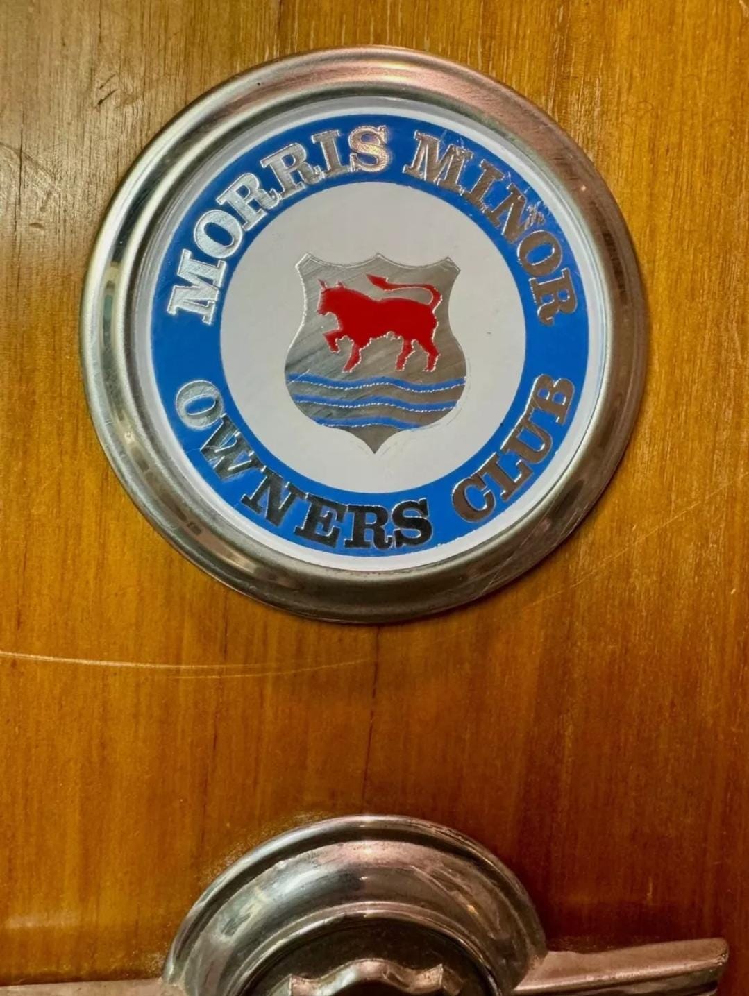 Vintage MORRIS MINOR 1000 Owners Club Enamel Chrome Car Badges in ...