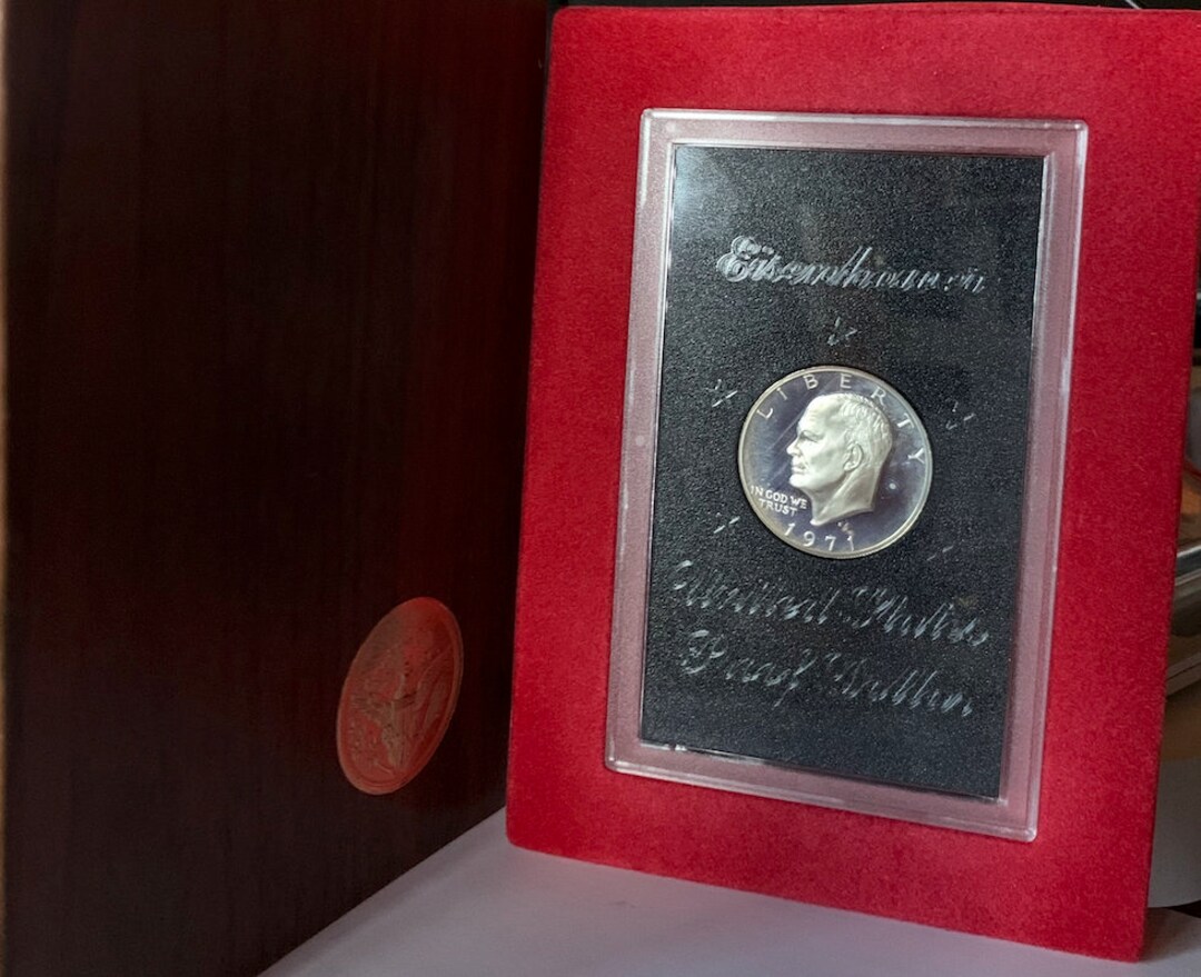 1971 Eisenhower Dollar in Government Box 40% Silver, Retail Friendly - Etsy