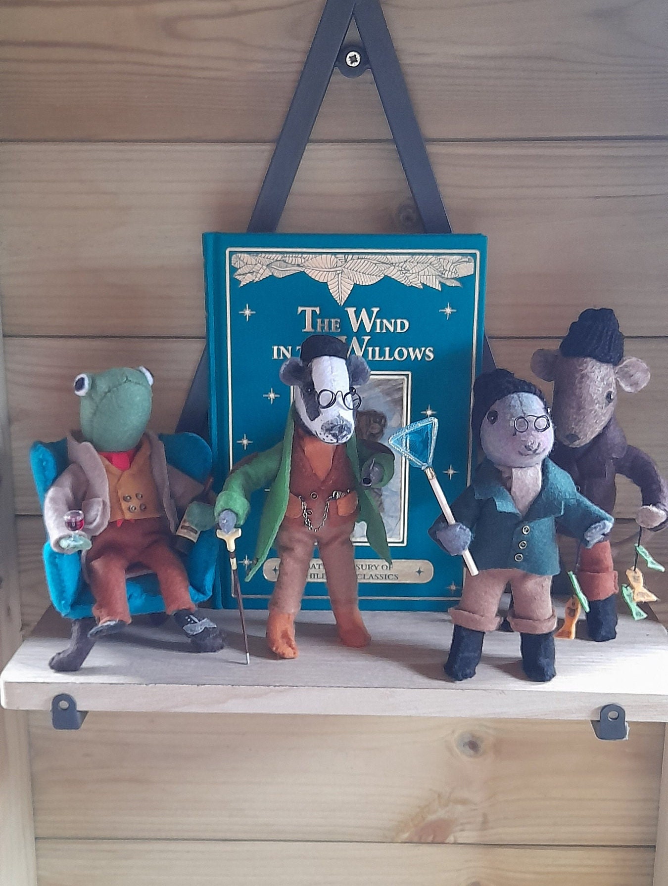 Wind in the Willows Felt Characters Set/ratty/mole/badger/toad/hand ...