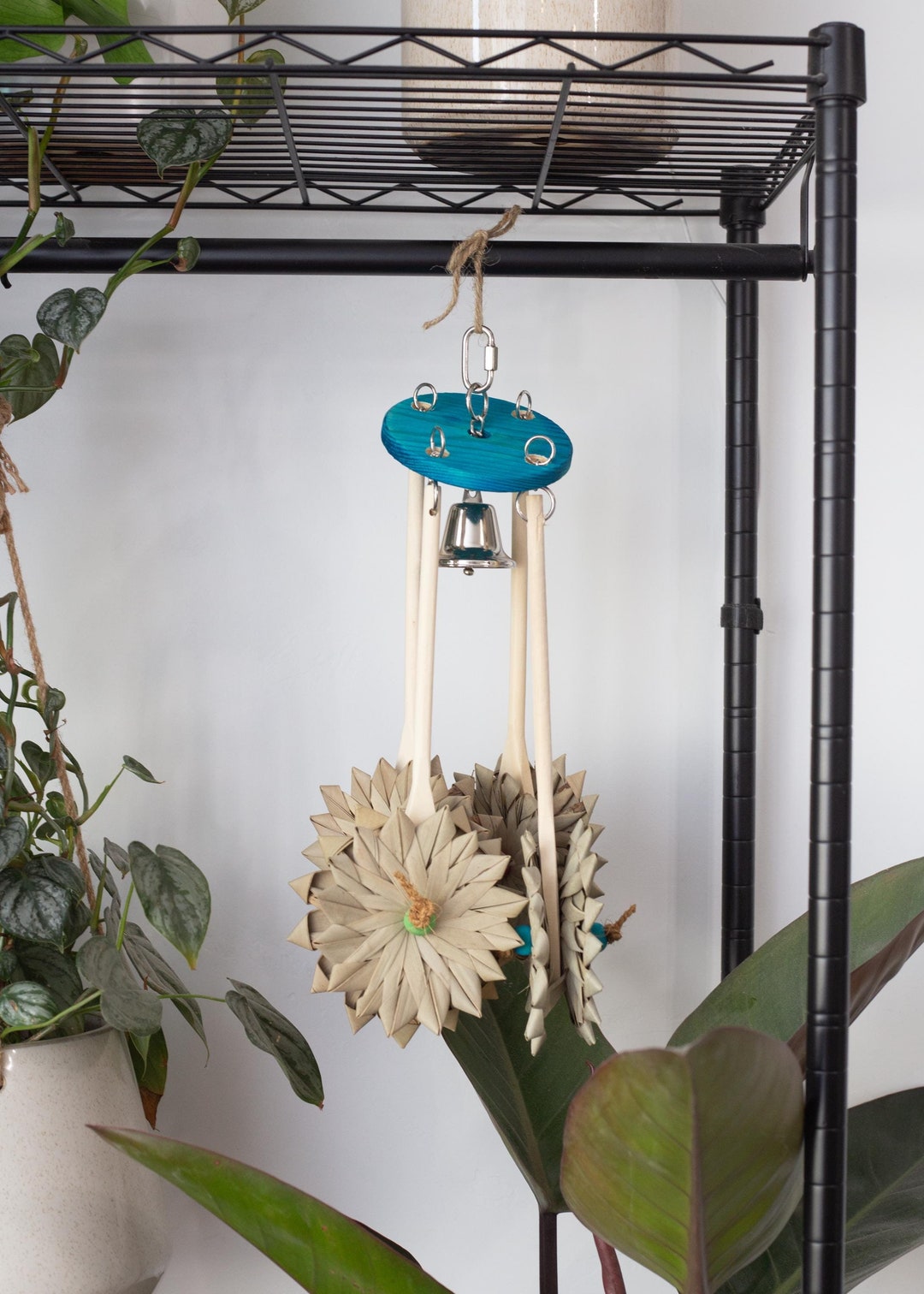 SPOON CHIMES Bird Foraging Toy for Parrots, Medium to Large Bird Chew ...