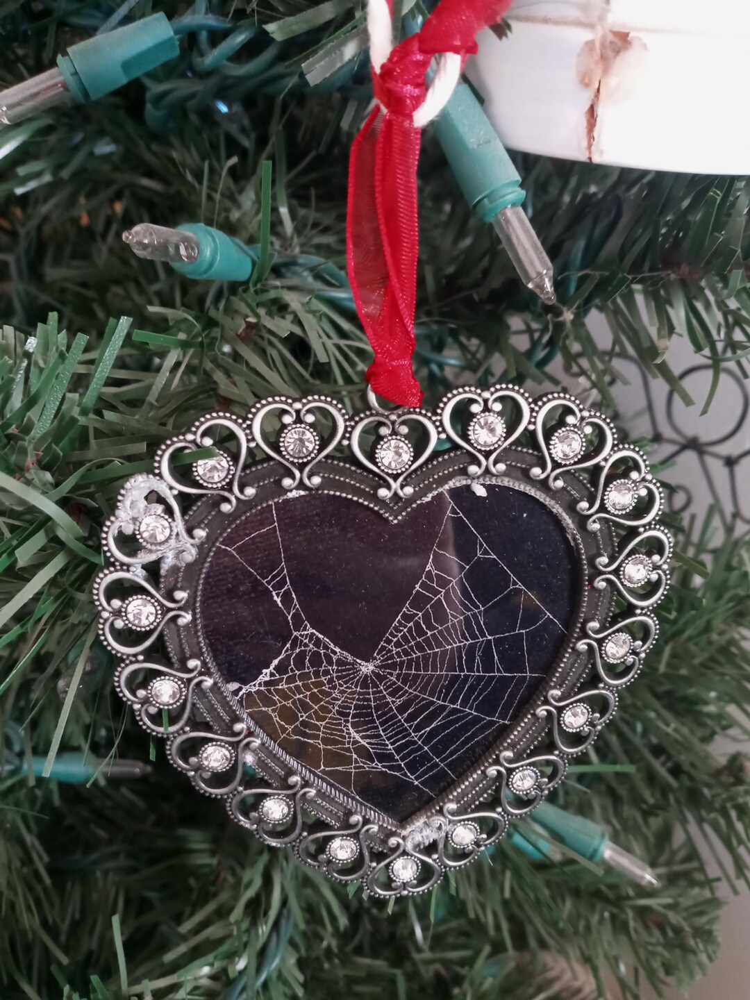 REAL Enhanced Orb Weaver Spider Web Heart Shaped 3.5 Christmas Tree ...