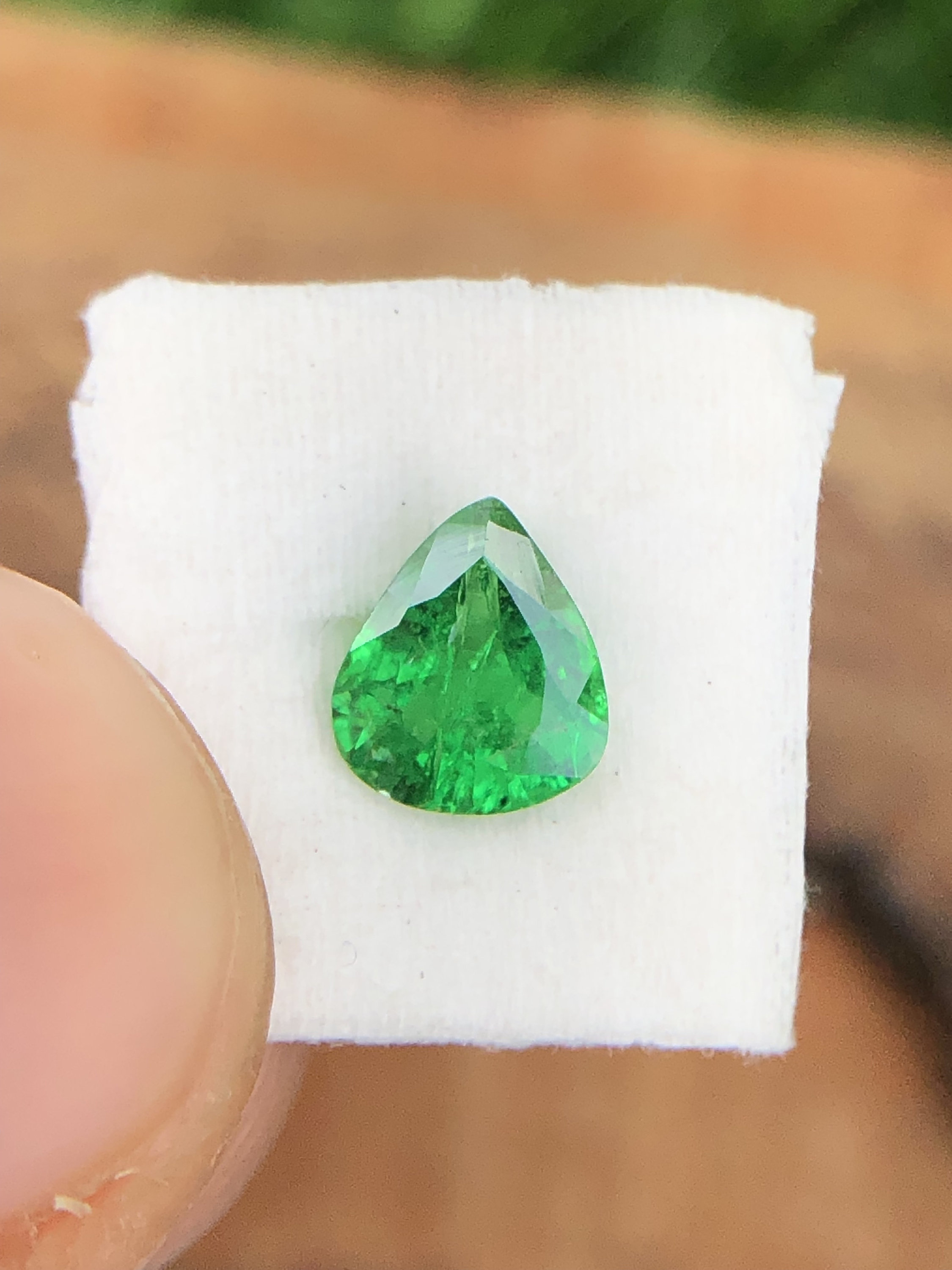 Green Tsavorite Garnet 6x5mm Pear Cut, 0.75cts Faceted Loose Gemstone ...
