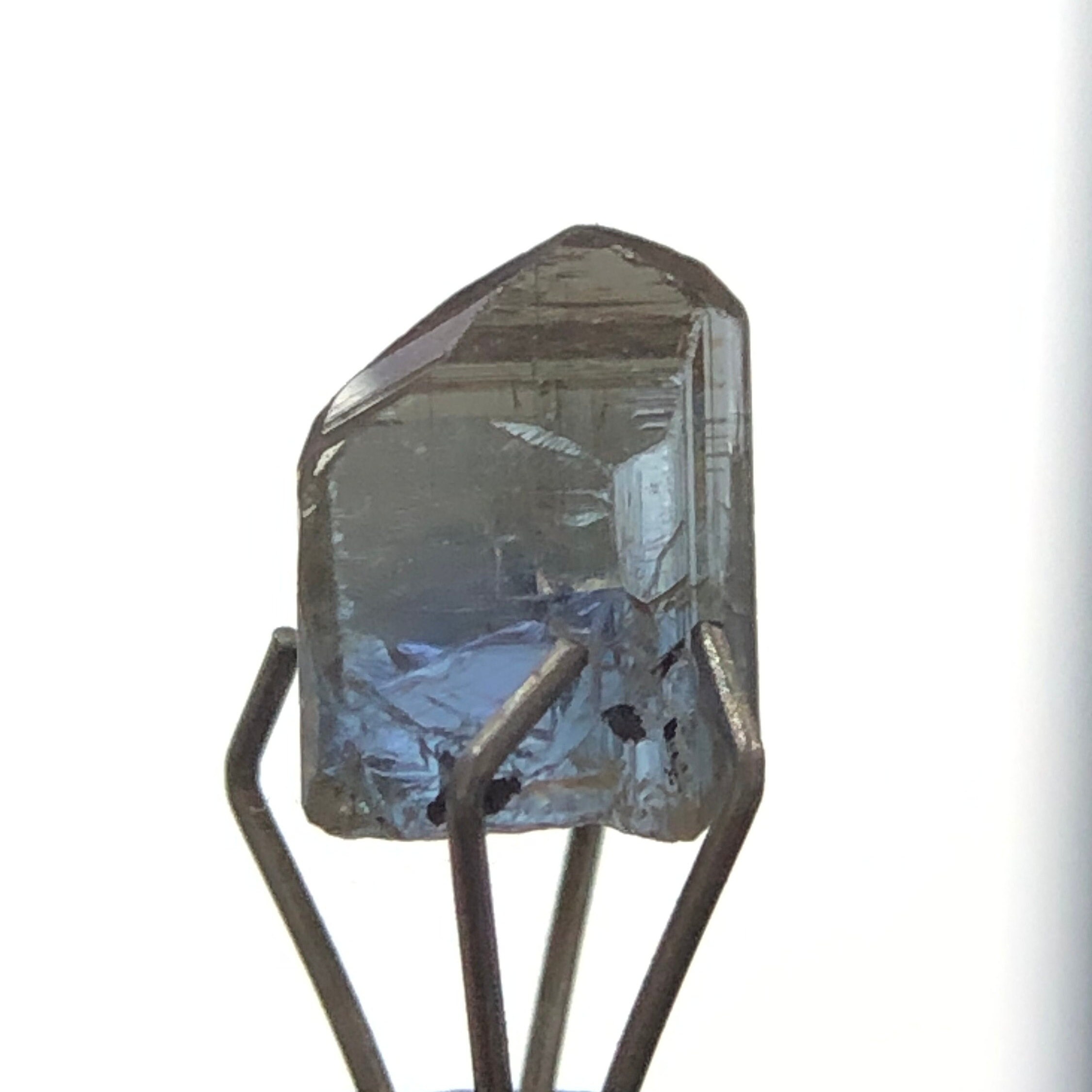 Color Changing Tanzanite Crystal, 1.70 Carats Loose Yellow Green Blue ...