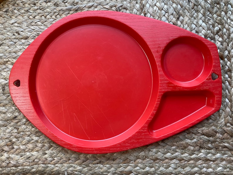 Vintage 1970's Plastic Picnic Plates - Etsy