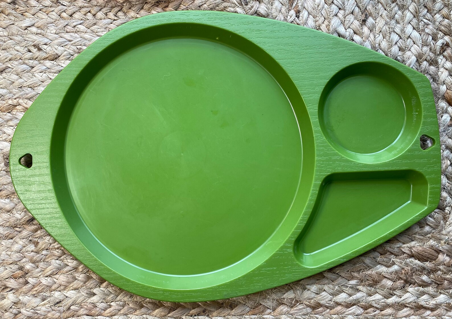 Vintage 1970's Plastic Picnic Plates - Etsy
